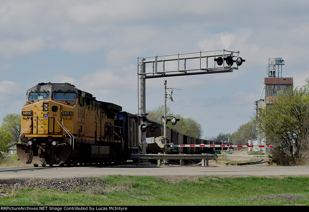 UP 6804 DPU on westbound UP empty coal train